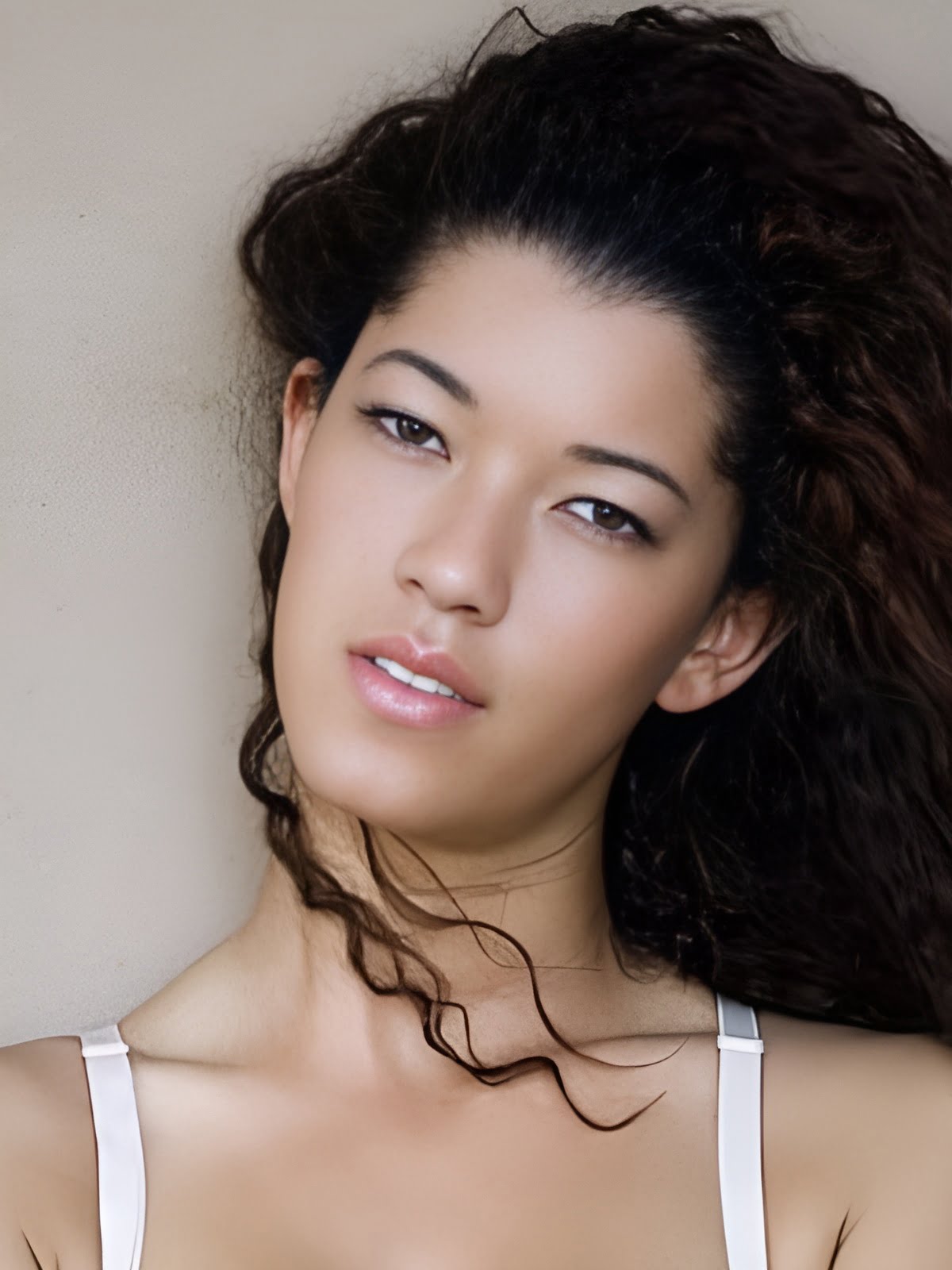 Amelia Simone (Model) Age, Height, Wiki, Photos, Videos, Career, Bio ...