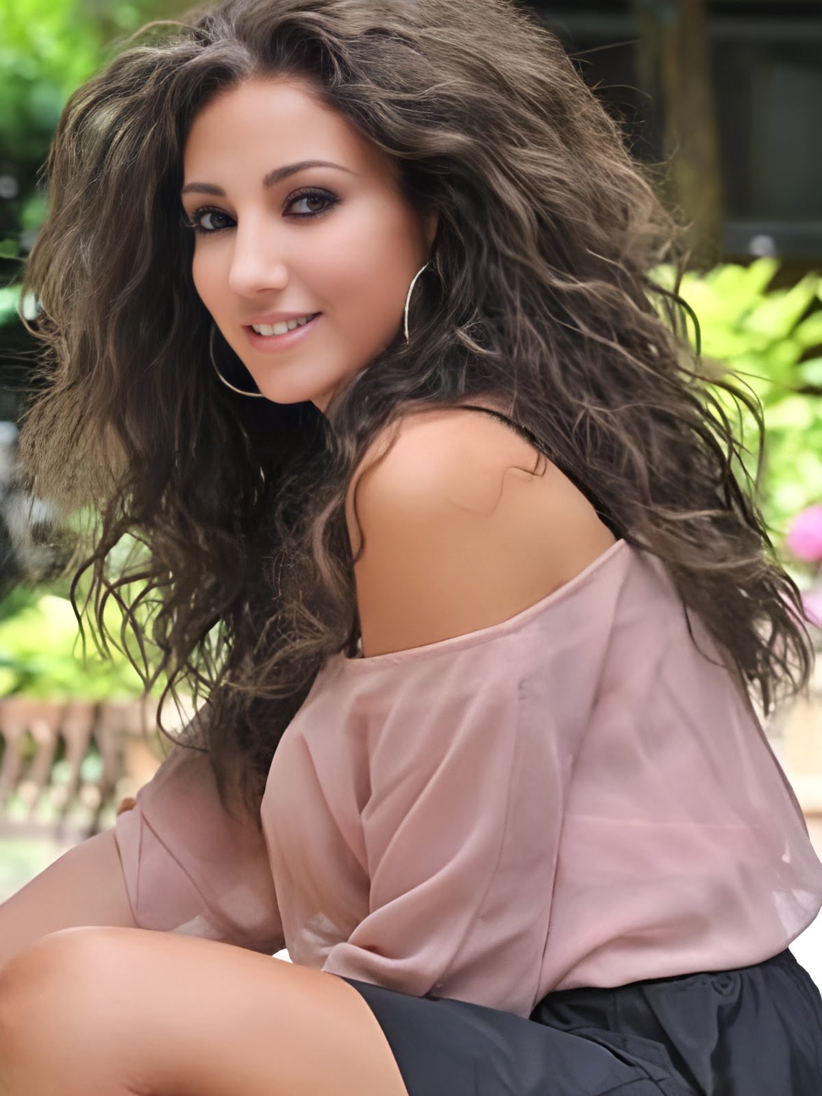 Fanny Cadeo (Model) Age, Height, Weight, Wiki, Biography, Boyfriend ...