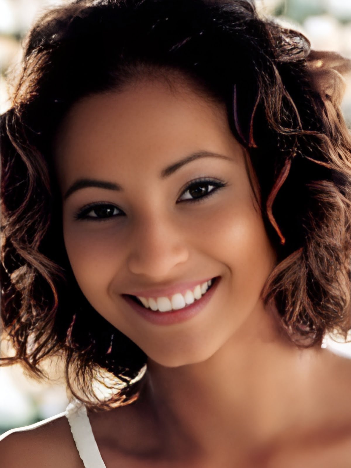 Janice Chong (Model) Wiki, Age, Height, Bio, Weight, Photos, Career and ...