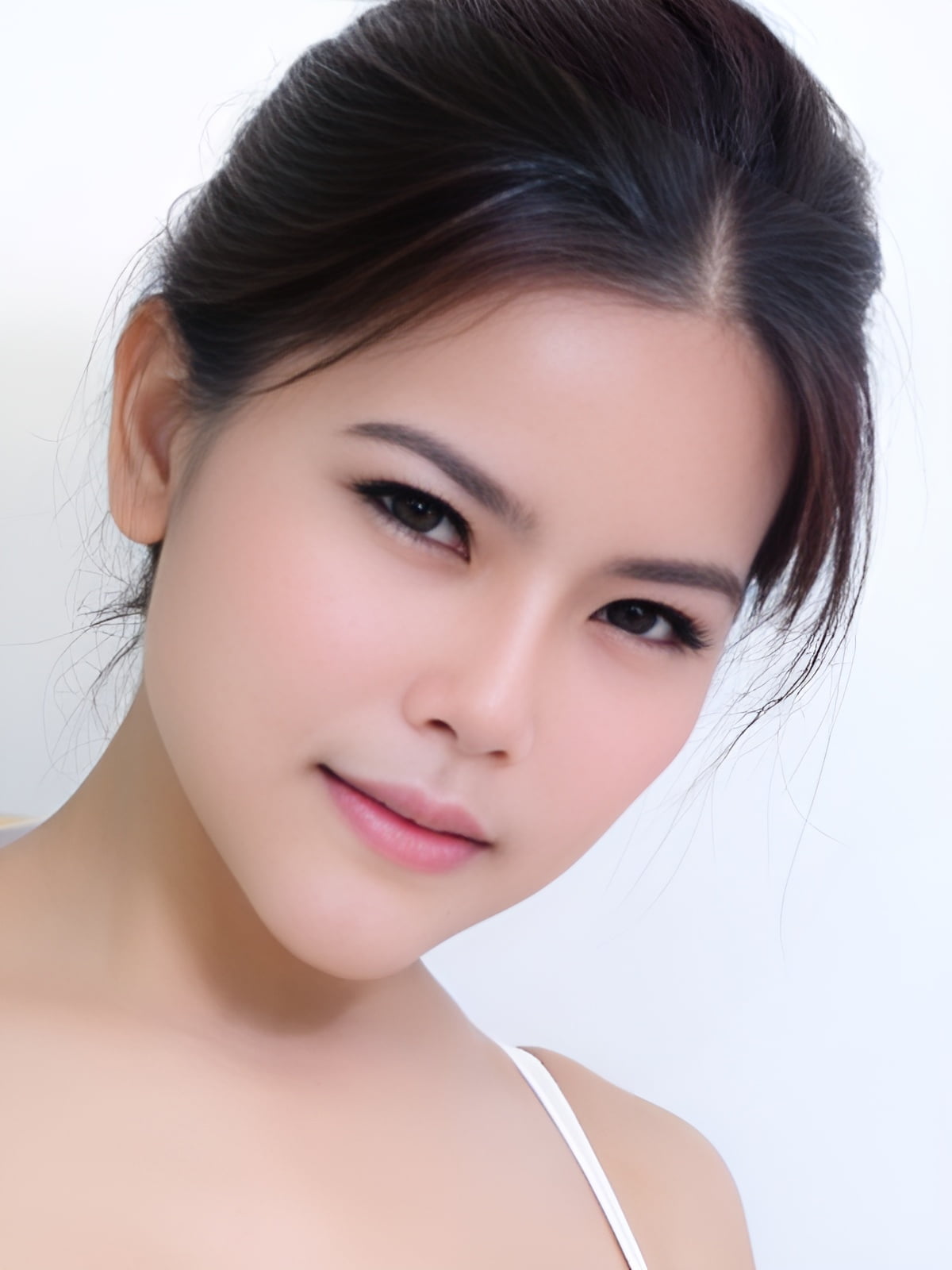 Veevie (Model) Wiki, Age, Height, Bio, Weight, Photos, Career and More