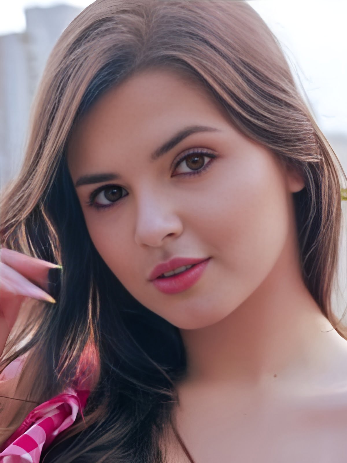 White Fairy (Model) Wiki, Age, Height, Bio, Weight, Photos, Career and More