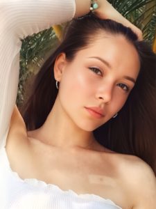 Kate Kuray (Actress) Age, Wiki, Bio, Photos, Videos, Net Worth and More