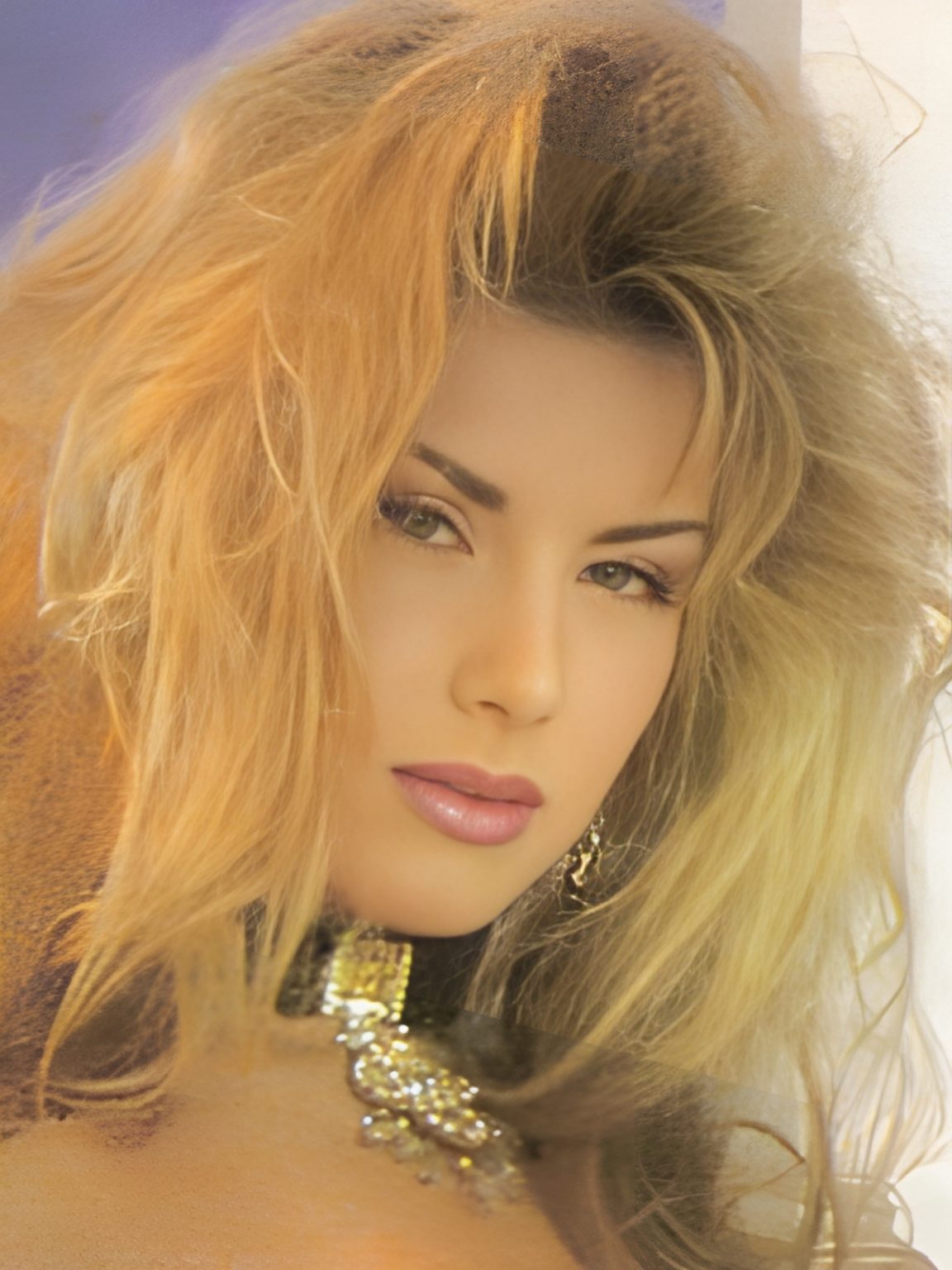 Shandra Leigh (Model) Wiki, Age, Height, Bio, Ethnicity, Boyfriend ...