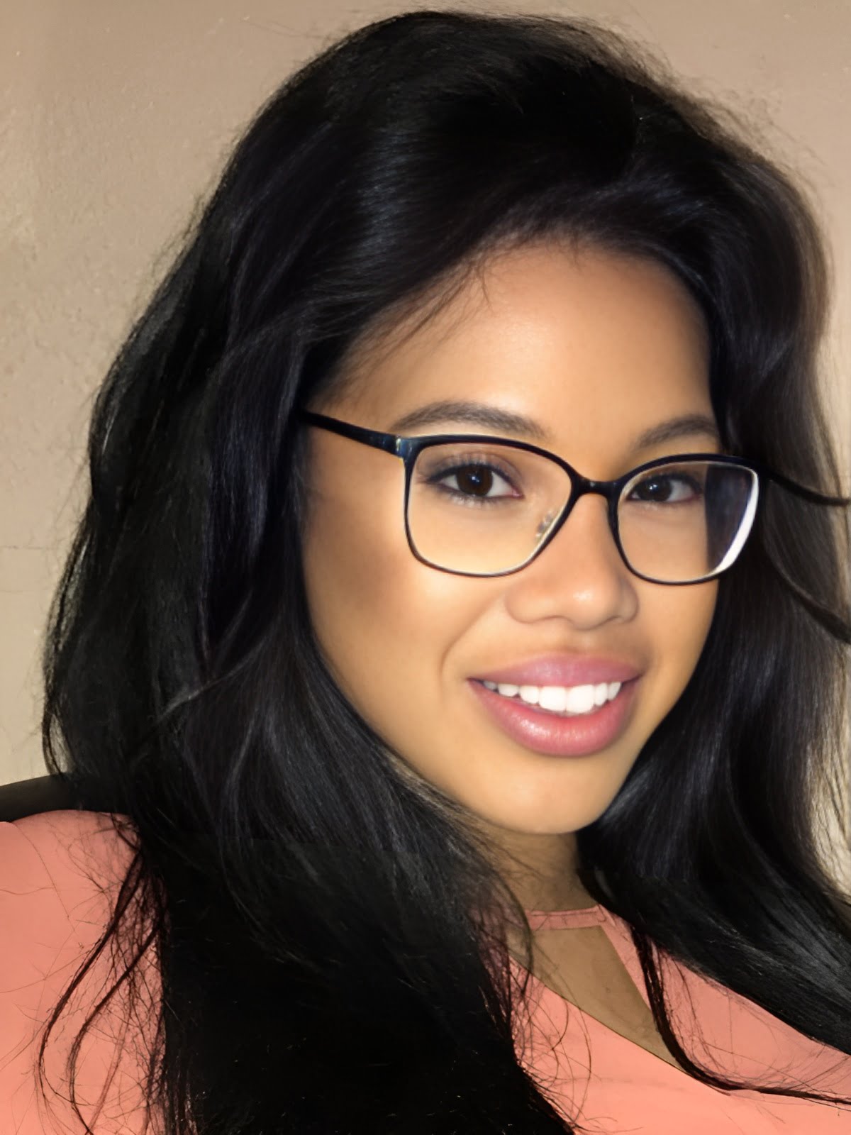 Stephanie Hills (Model) Wiki, Age, Net Worth, Height, Weight and More