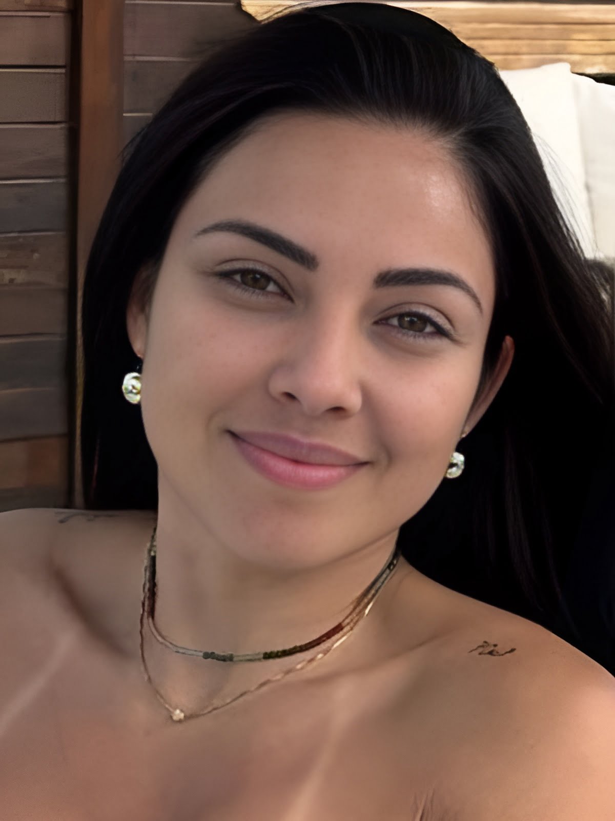 Sthefanne Maira (Model) Wiki, Age, Height, Weight, Photos, Bio, Net ...