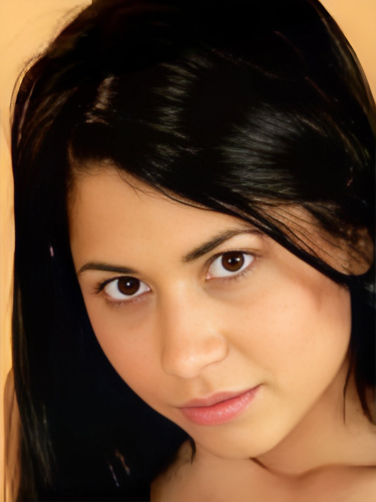 Tiffany N (Model) Wiki, Age, Height, Bio, Weight, Photos, Career and More