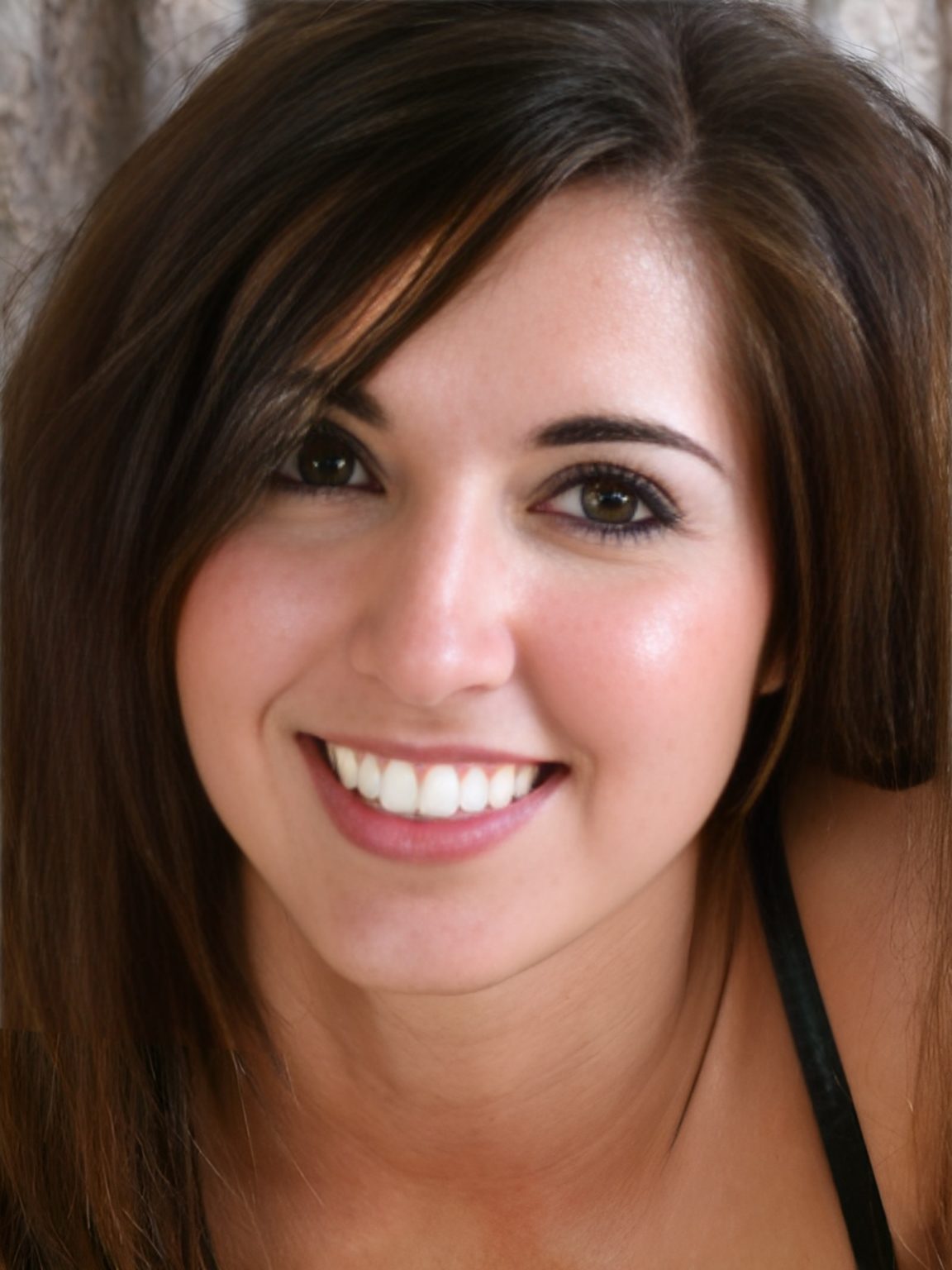 Toni Maddux (Model) Wiki, Age, Height, Bio, Weight, Photos, Career and More