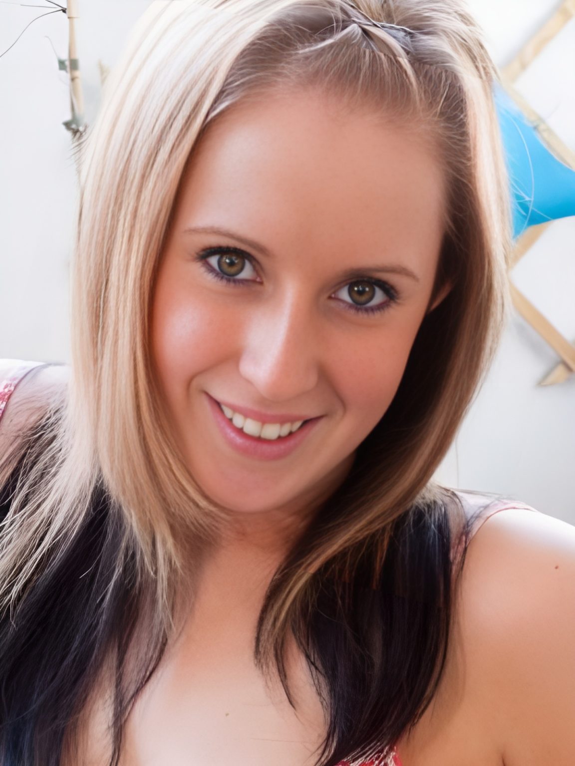 Ursula Teply (Model) Wiki, Age, Height, Bio, Weight, Boyfriend, Career ...